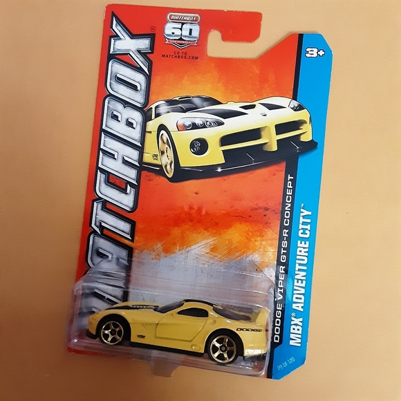 MATCHBOX | Toys | Matchbox Dodge Viper Gtsr Concept Mbx Adventure City ...